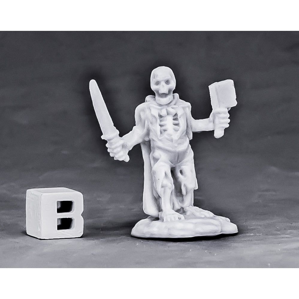 Reaper Miniatures - Bones: Undead Halfling Rogue – Table Top Warfare